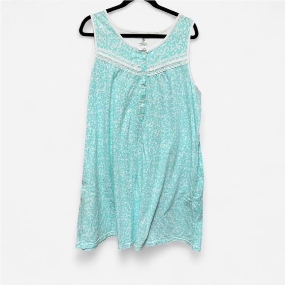 Laura Ashley | Intimates & Sleepwear | Laura Ashley Teal And White ...